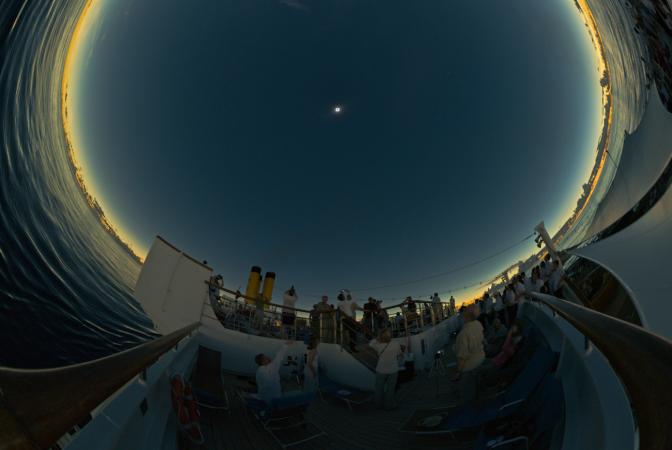 Total eclipse on July 22, 2009, observed from the point of longest ...
